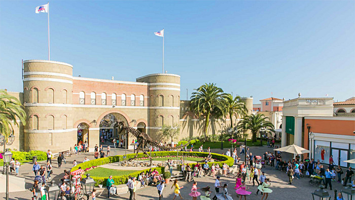 Une virée shopping au Castel Romano Designer Outlet - Destination Rome